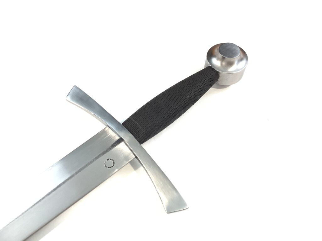 Standard I.33 Arming Sword II by Regenyei Armory - HEMA Supplies
