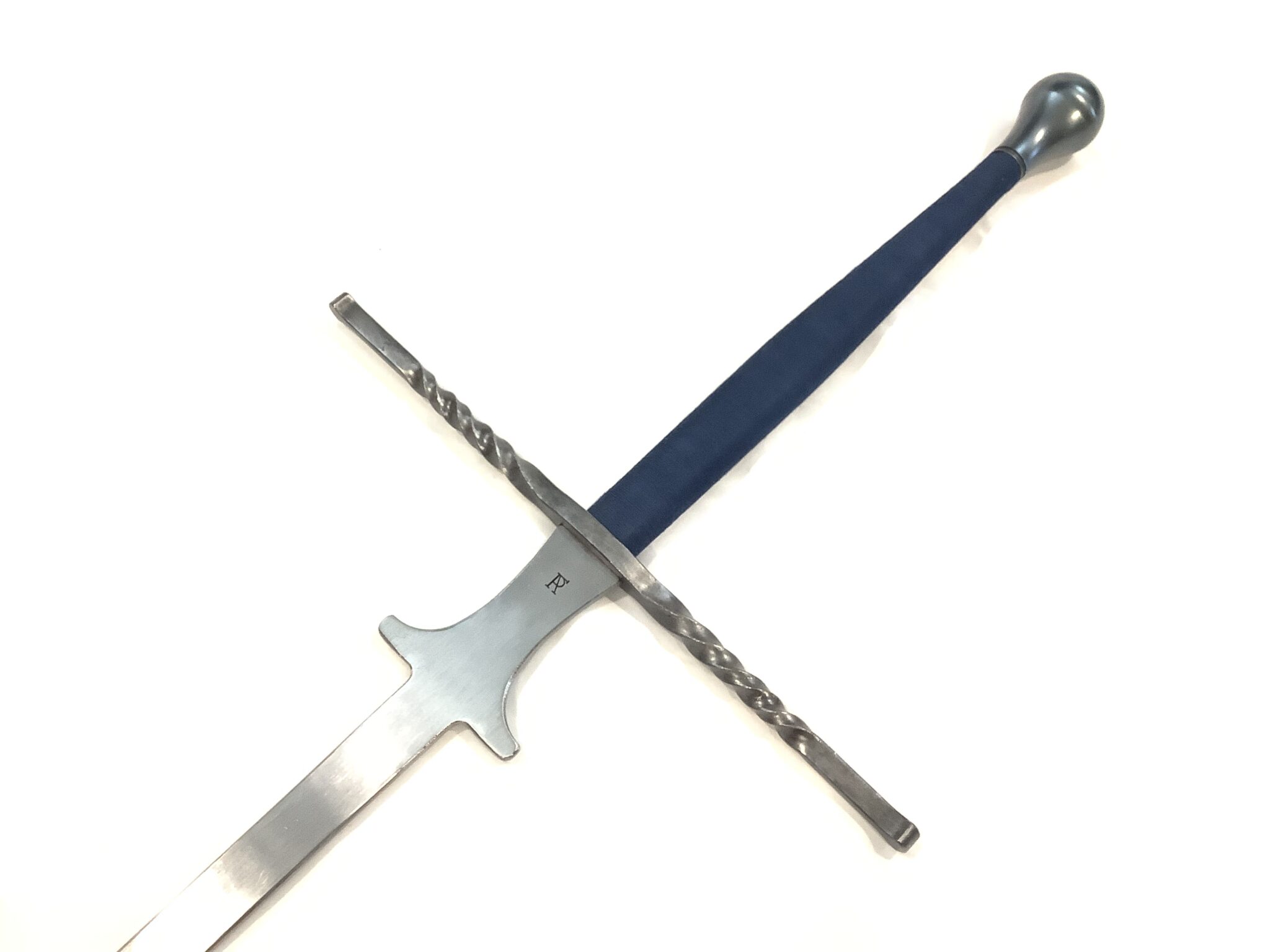 Two-Handed Training Tool IV by Regenyei Armory - HEMA Supplies